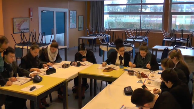 Découvrir la filière STHR - OnisepTV : l’information pour l’orientation ...