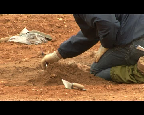 Le métier d'archéologue - OnisepTV : l’information pour l’orientation ...