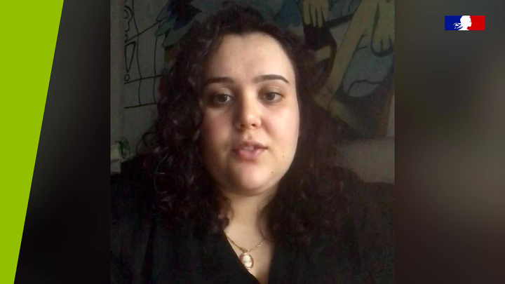 Le parcours de Mouna, vers des études d'encadrement éducatif - OnisepTV ...