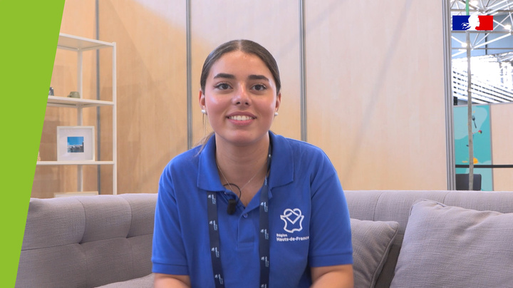 Le parcours de Shaïma : apprentie aide à la personne - OnisepTV : l ...